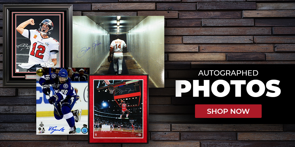 Sports Memorabilia & Autographed Sports Collectibles
